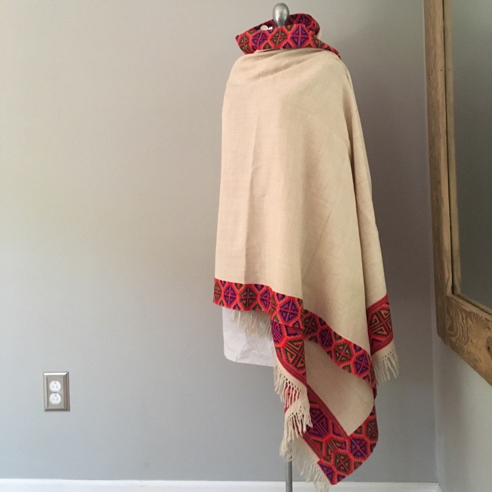 Himalayan Handloom Shawl/Wrap/Scarf/Throw - Gem